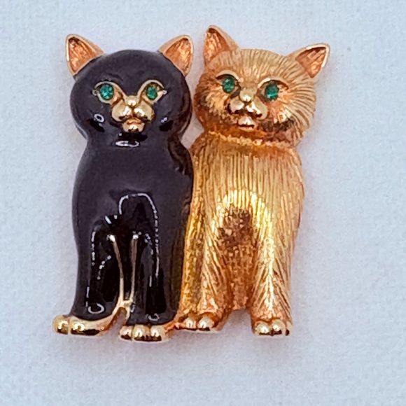 Swarovski | Jewelry | Vintage Swarovski Black And Gold Tone Two Cats ...